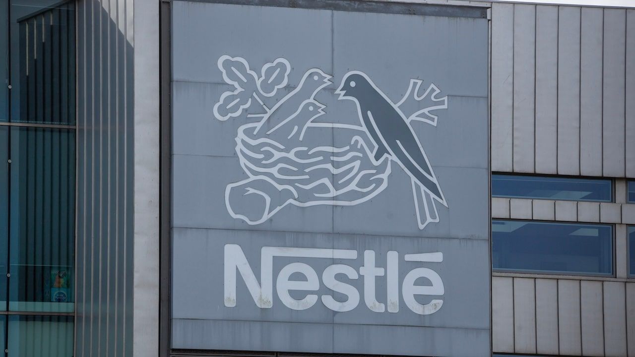 Nestlé issues global and UK recall of infant formula over contamination ...